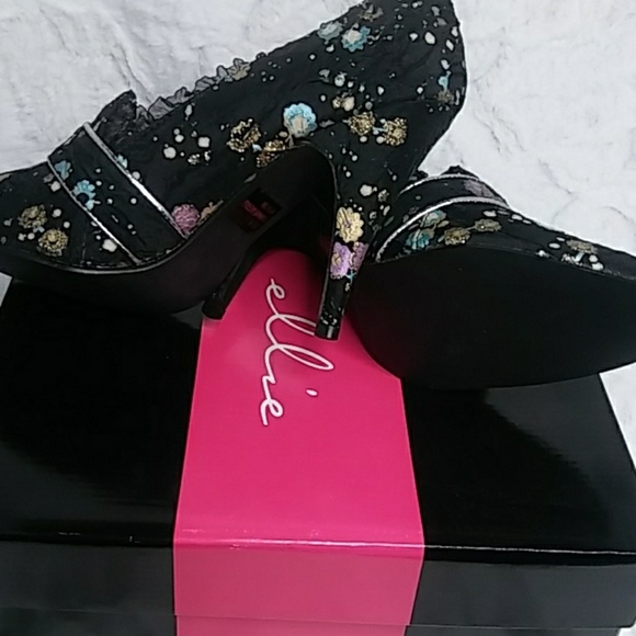 Ellie | Shoes | Ellie Black Annette Pump | Poshmark